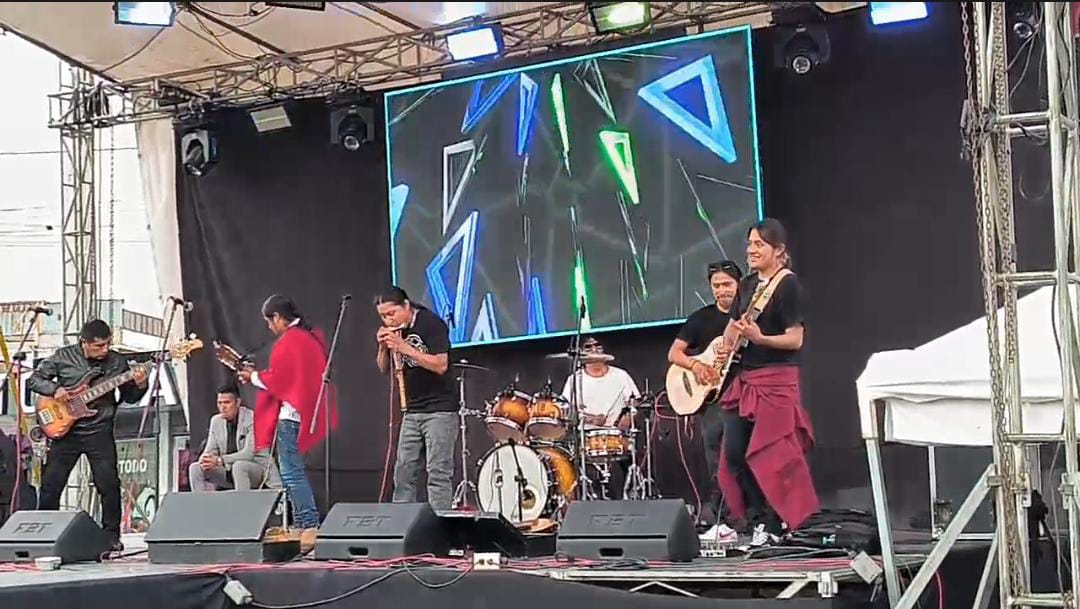 Feria de emprendimientos y encuentro del pueblo Puruhá en Riobamba ...