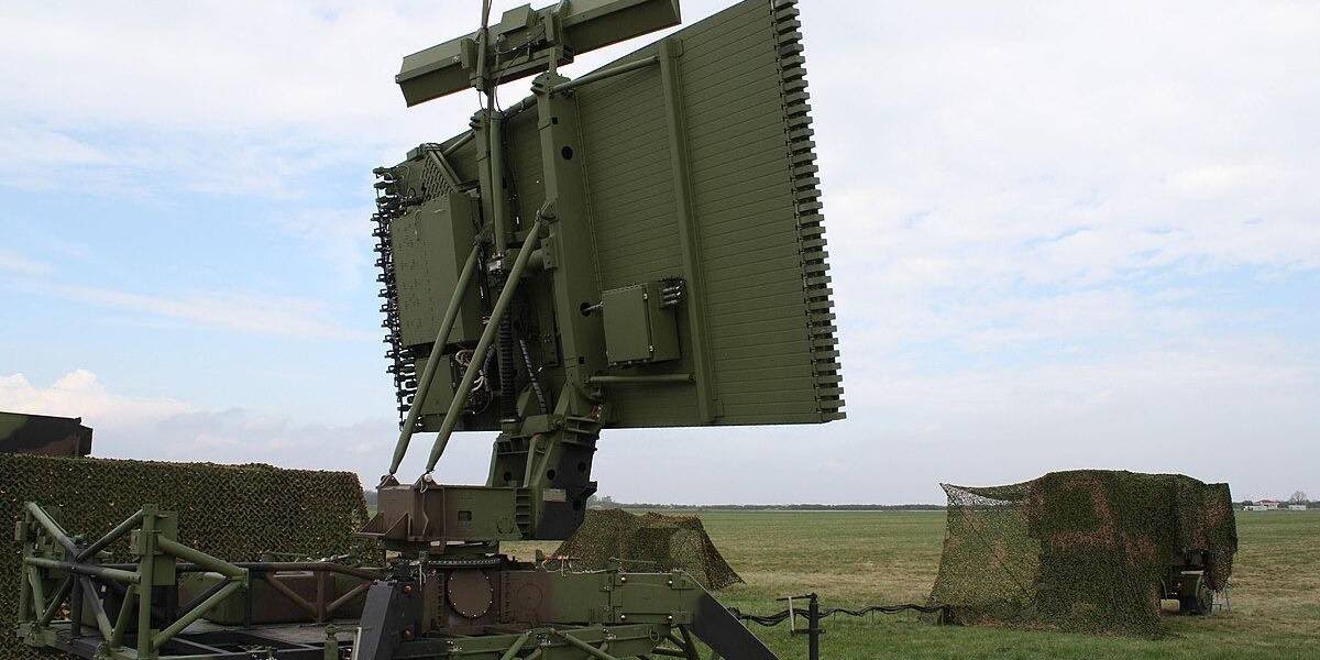 La FAE recupera radar y retoma control aéreo en la frontera norte de ...